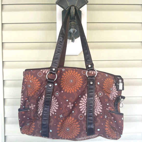 thirty-one | Bags | Thirty One Large Toteduffel Bag Brown Floral | Poshmark